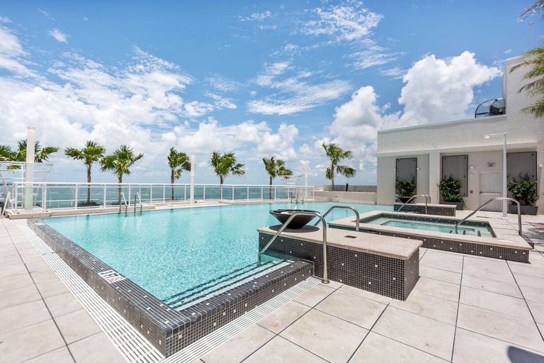 Sarasota Real Estate | Benge Redding Luxury Specialists